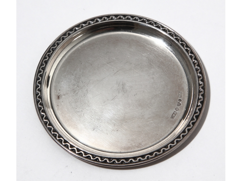 Подставка под рюмку с рельефным ободком на полях, 17 гр - SilverRoom.ru